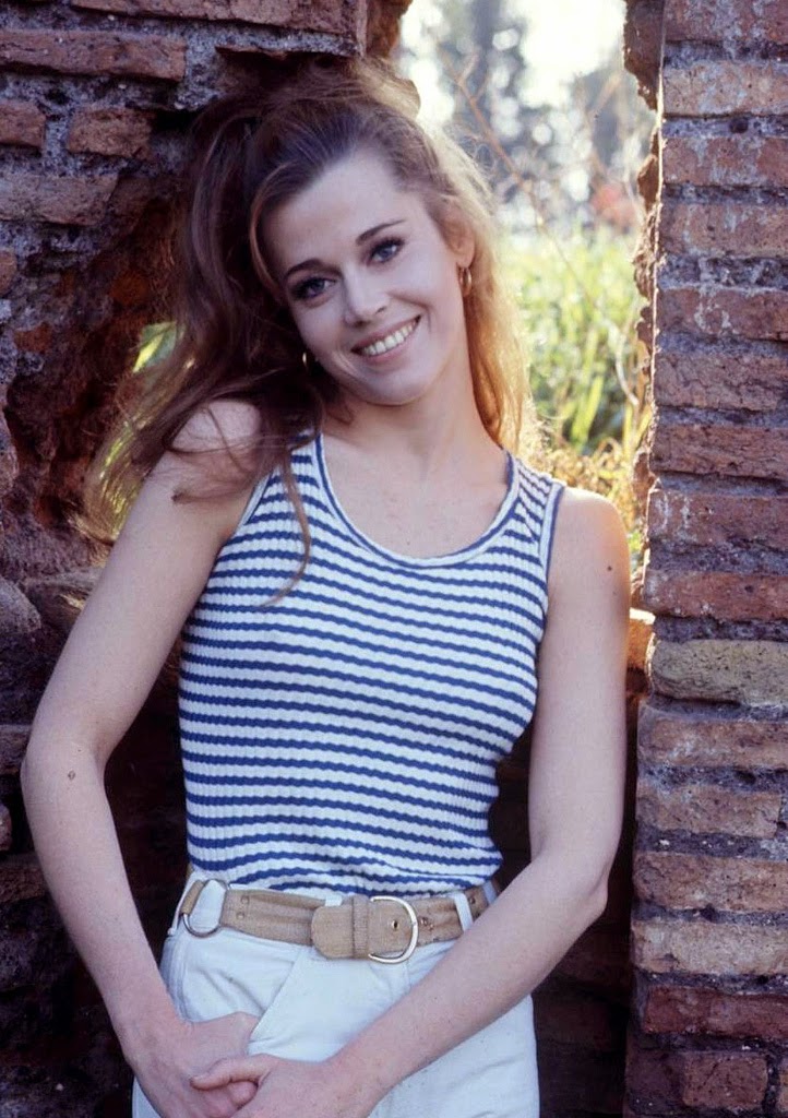 36 Stunning Photos of Jane Fonda in the 1960s – Yesterday Today