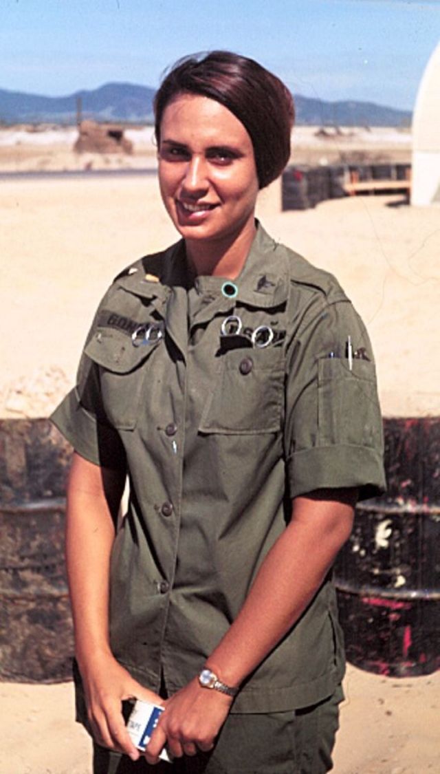 31 Wonderful Photos of Brave Women of the U.S. Army Nurse Corps During ...