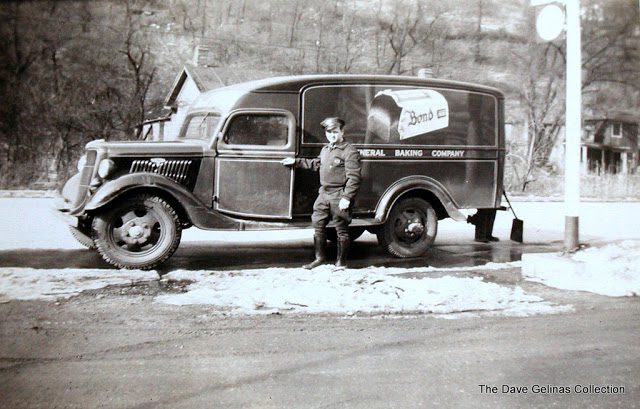30 Vintage Photos of Bakery and Bread Trucks From Between the 1930s and ...