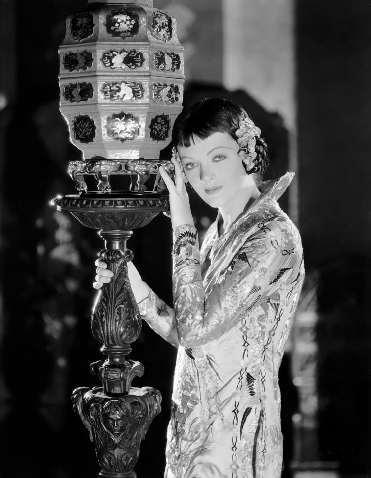49 Stunning Vintage Photos of Actress Myrna Loy During the 1930s ...