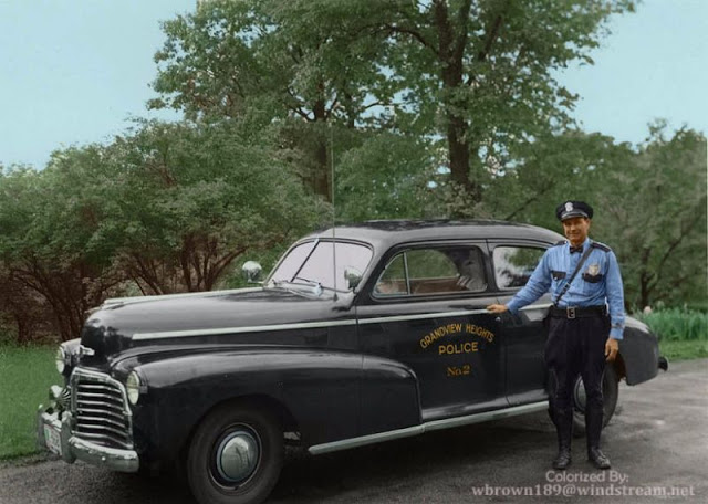 36 Amazing Colorized Photos of American Police Cars From Between the ...