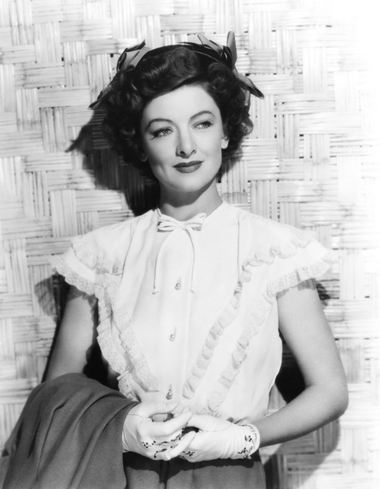 49 Stunning Vintage Photos of Actress Myrna Loy During the 1930s ...