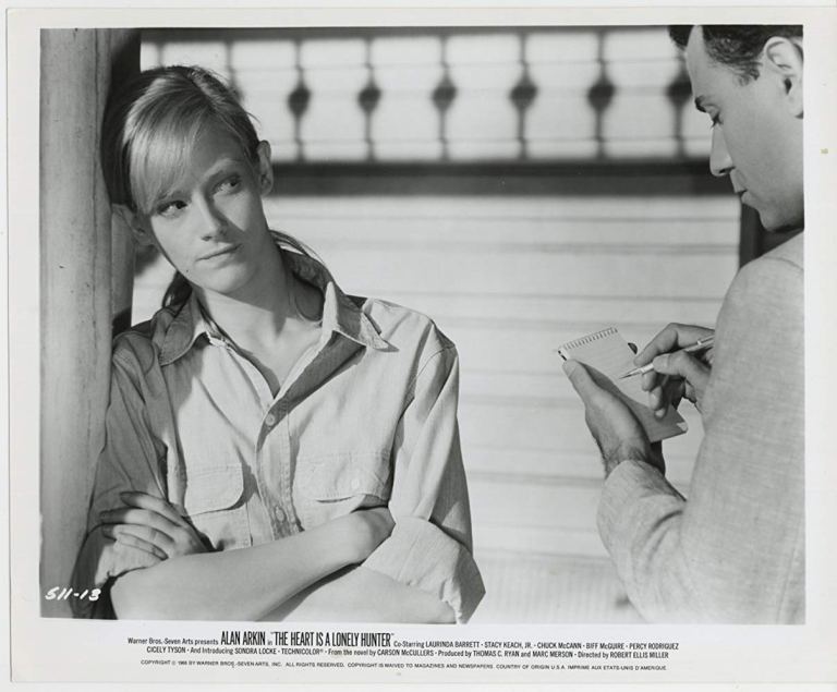 45 Beautiful Vintage Photos of Actress Sondra Locke – Yesterday Today