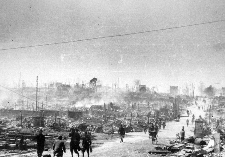 33 Amazing Photos Of The Firebombing Of Tokyo In 1945 – Yesterday Today