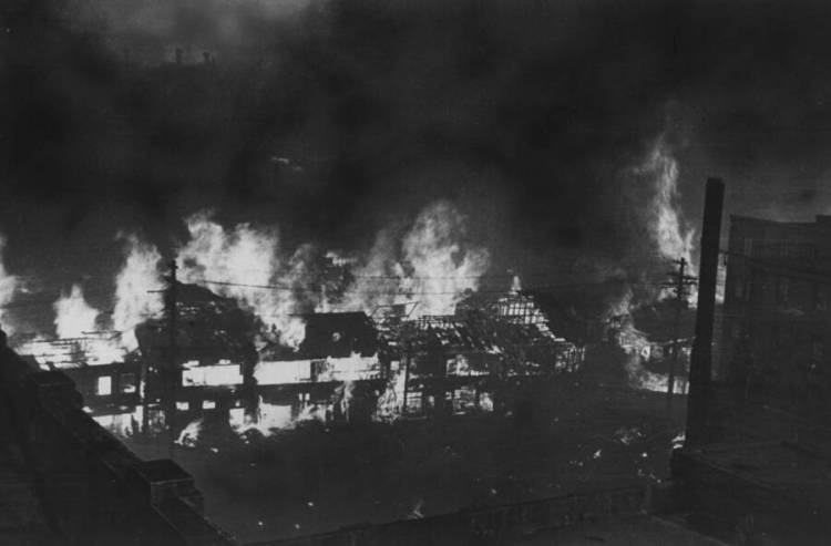 33 Amazing Photos Of The Firebombing Of Tokyo In 1945 – Yesterday Today