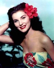 43 Stunning Photos Of Actress Debra Paget In The Late 1940s And 1950s