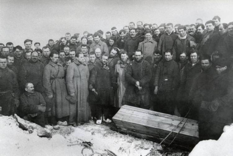 44 Incredible Photos Of Life Inside Soviet Gulag Prisons – Yesterday Today