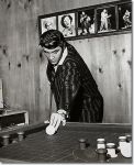 44 Classic Photos Showing Celebrities Playing Pool – Yesterday Today
