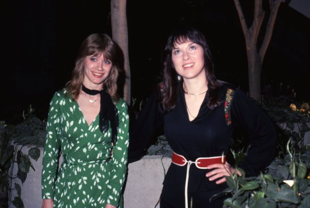33 Wonderful Photos of Heart’s Ann and Nancy Wilson Together in the ...