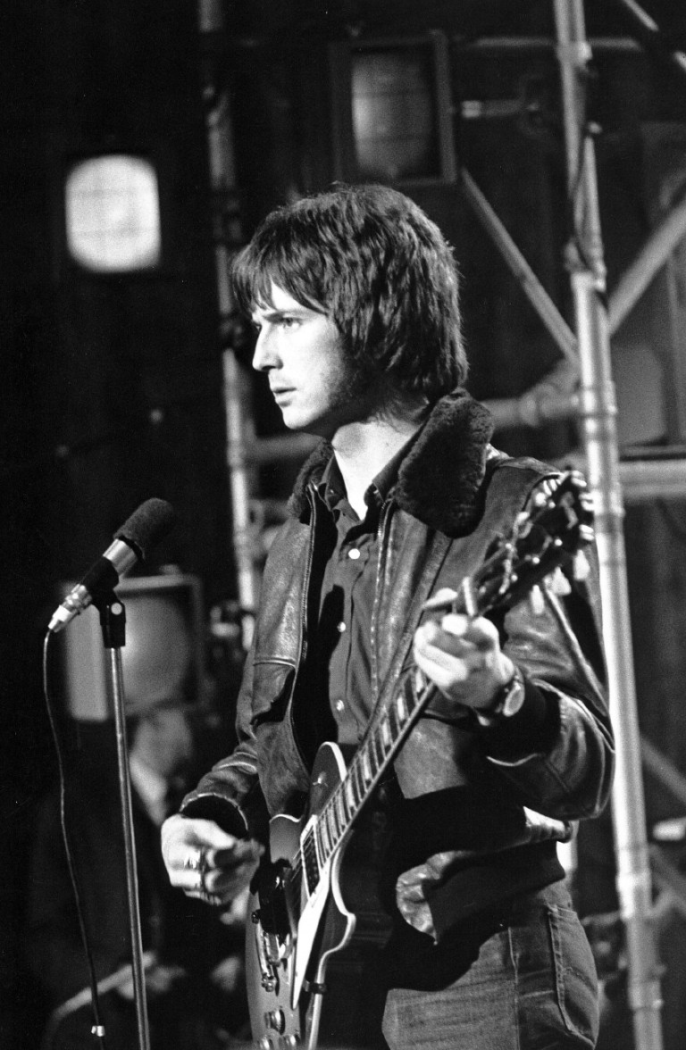 67 Interesting Vintage Photographs of a Eric Clapton in the 1960s ...