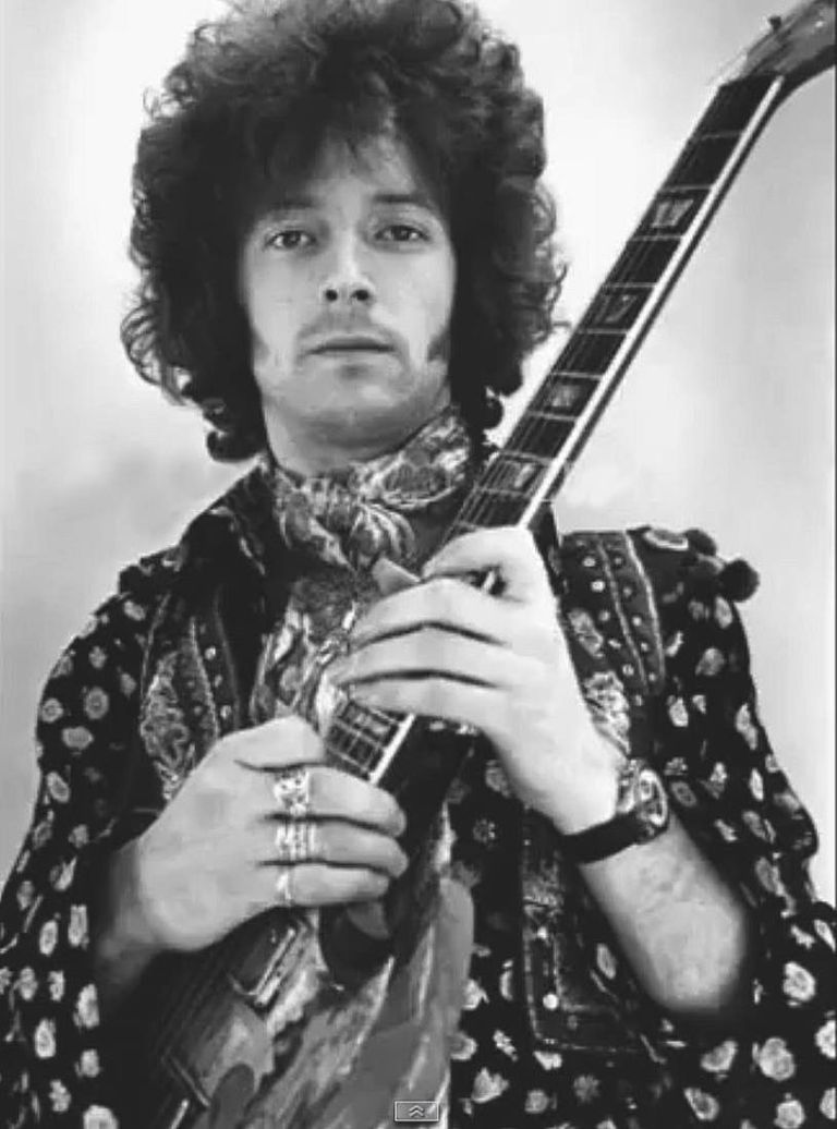 67 Interesting Vintage Photographs of a Eric Clapton in the 1960s ...