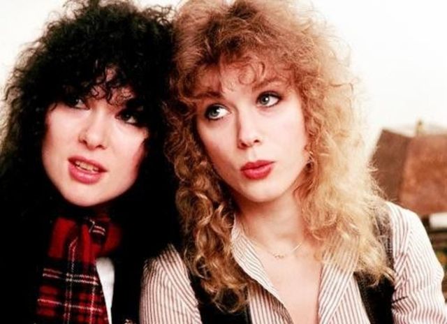 33 Wonderful Photos of Heart’s Ann and Nancy Wilson Together in the ...