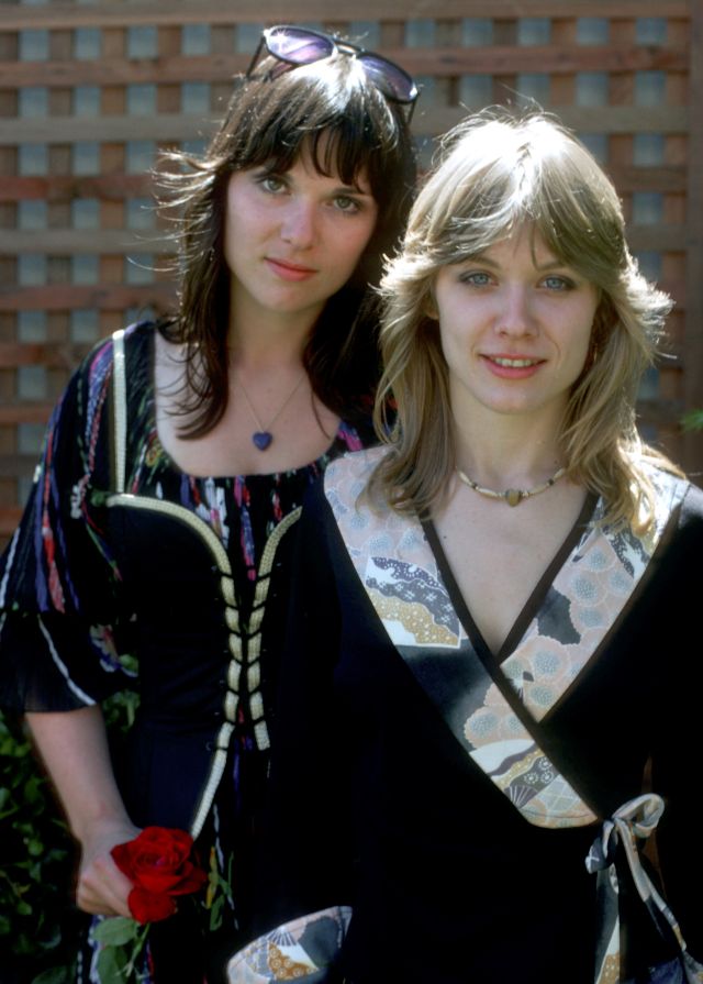 33 Wonderful Photos of Heart’s Ann and Nancy Wilson Together in the ...