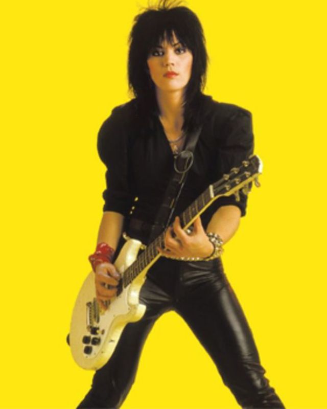 30 Fabulous Photos of Rocker Joan Jett During the 1970s & 1980s ...